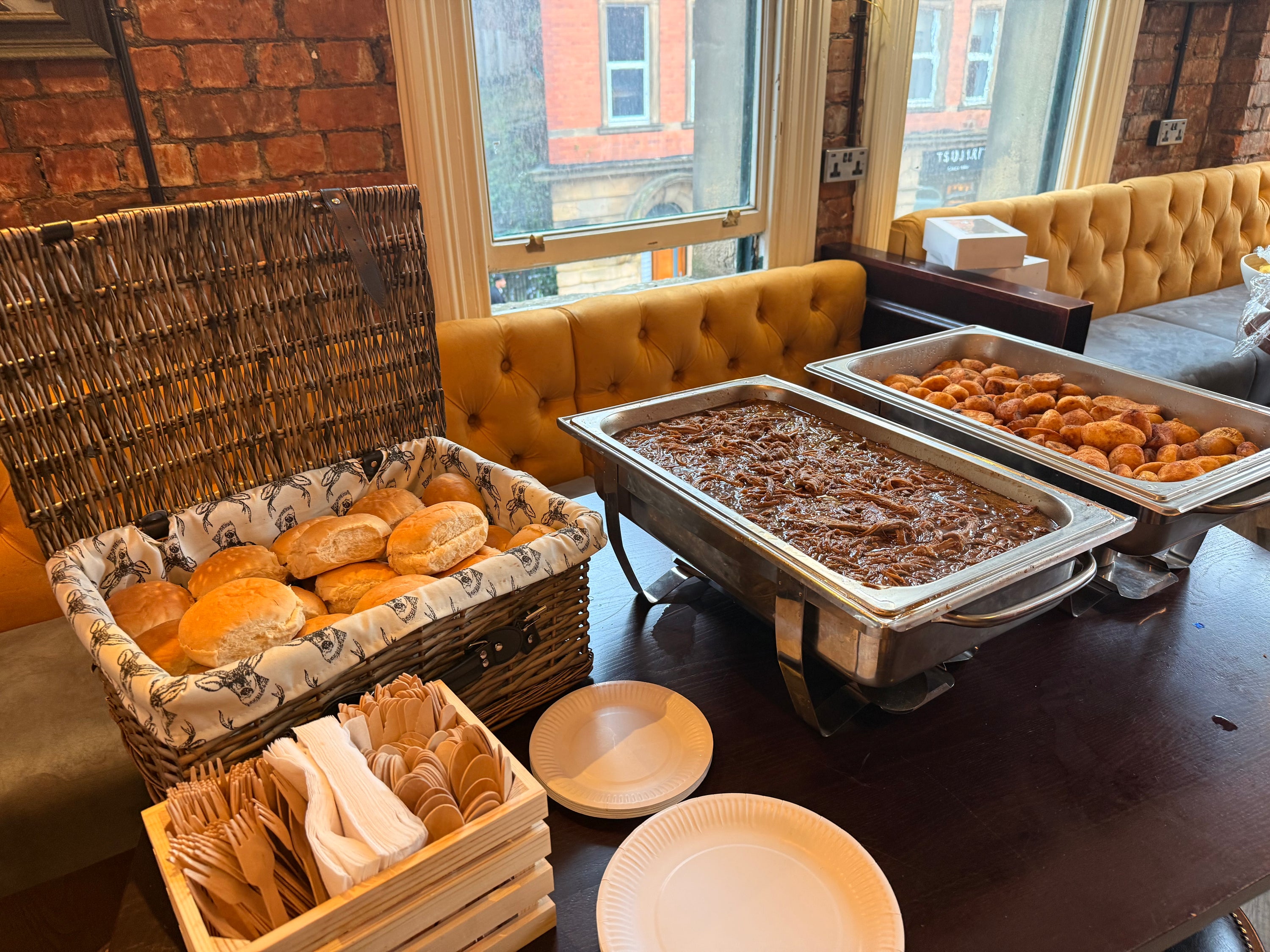 Premium Hot & Cold Buffet – The Busty Bakery