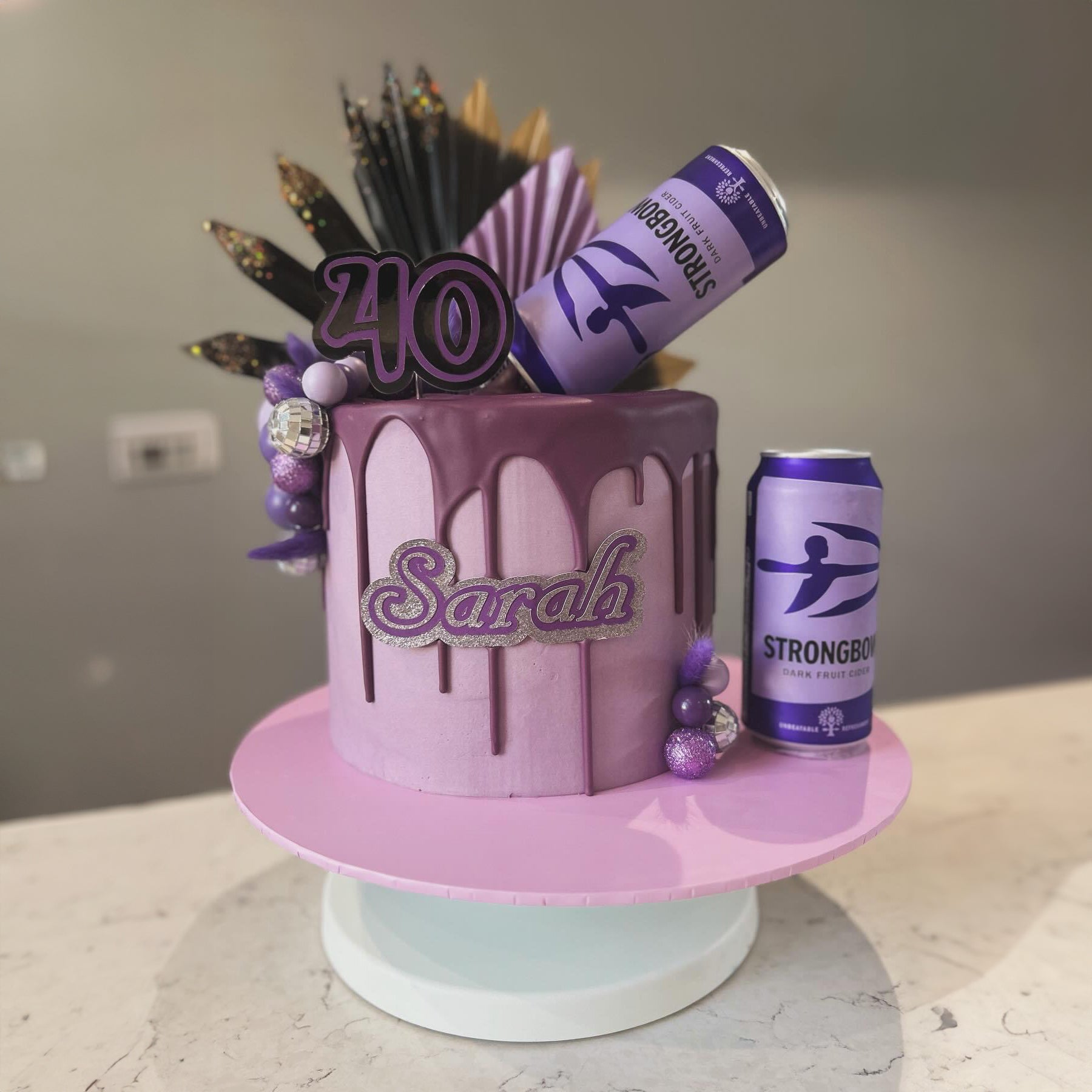 Bespoke Celebration Cakes – The Busty Bakery